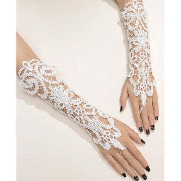 Unbranded | Accessories | White Lace Gloves Fingerless Wedding Summer ...